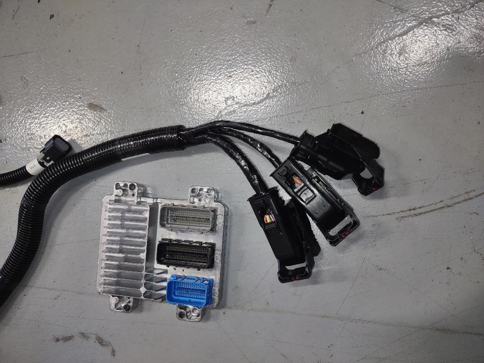 Restomod LS3 430hp Engine + 6L80E Transmission + Wiring/ECM BRAND NEW ...