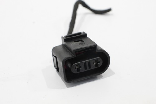 VW Scirocco 137 1K8 2 Pin Wiring Connector and Short Length of Wire ...