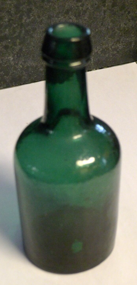 Antique Dark Olive Green Glass Bottle Applied Top/Neck Pontil Scar ...