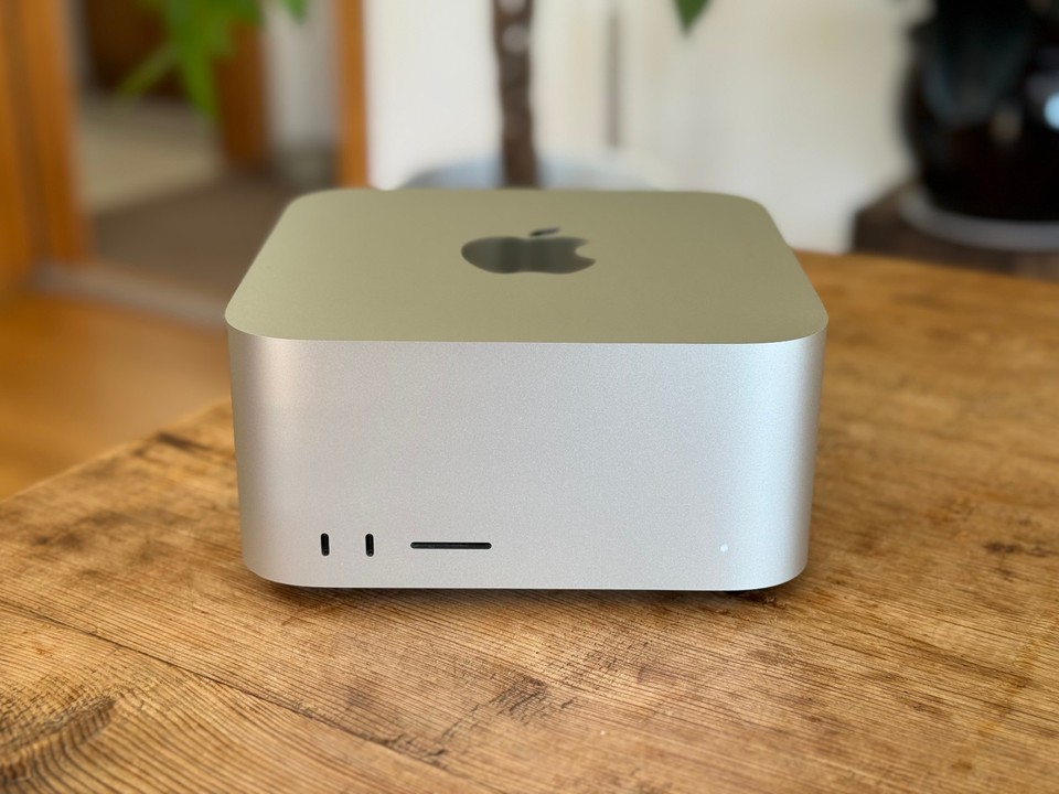 Apple Mac Studio M1 Max - 512GB SSD 32GB RAM, Original Owner, Fast Free ...