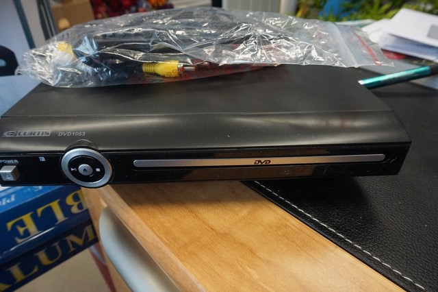 Curtis Compact DVD Player Tested and Works With Remote & RCA Cables ...