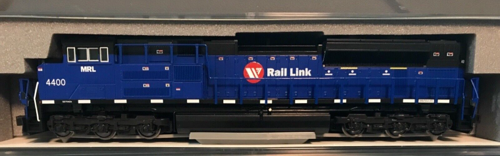 Kato N Scale ~ SD70ACE ~ Montana Rail Link ~ #4401 ~ DC DCC Ready ~ 176 ...
