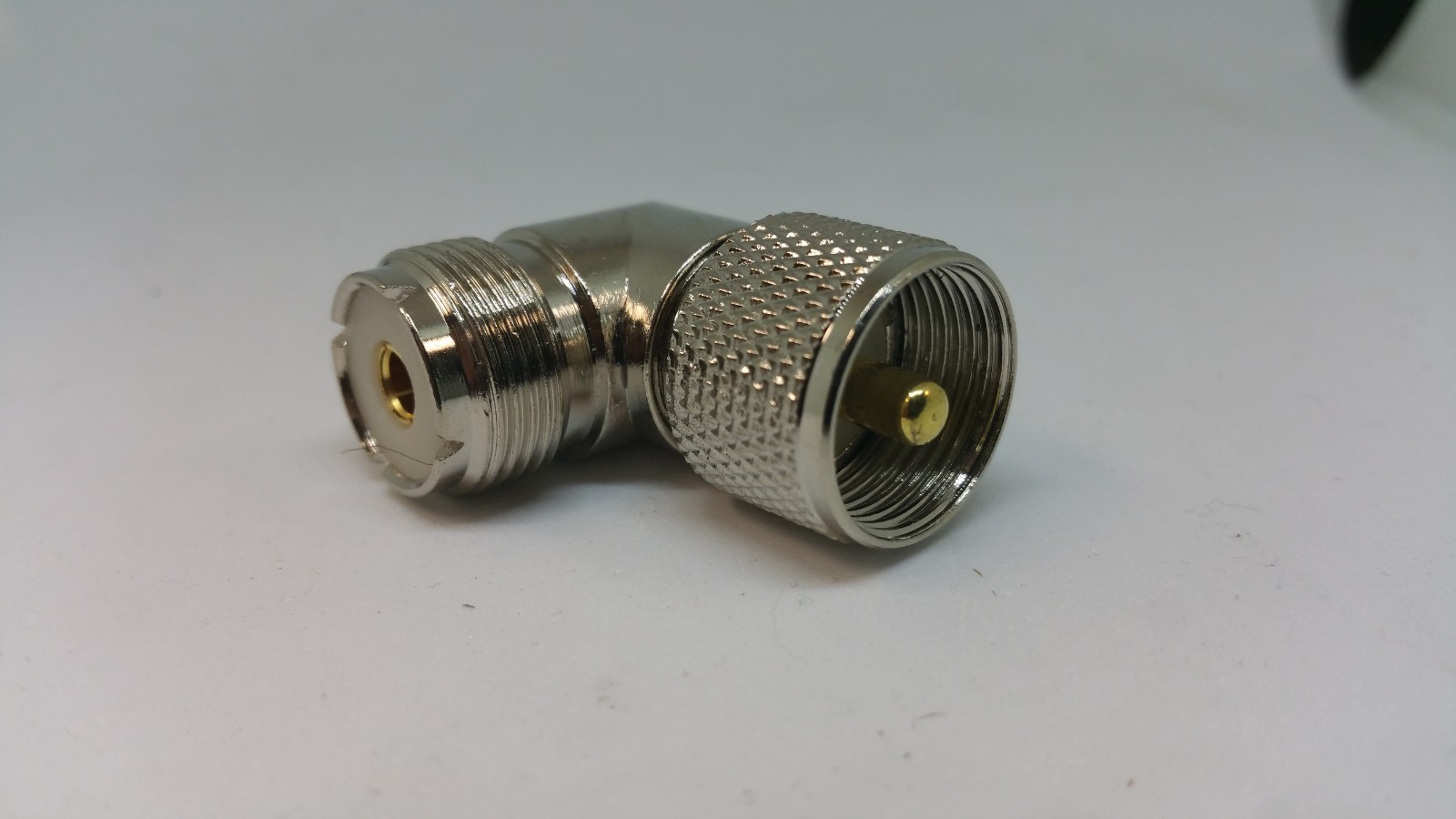 UHF PL-259 Male Plug to SO-239 Female Right Angle 90 Degree RF Adapter ...