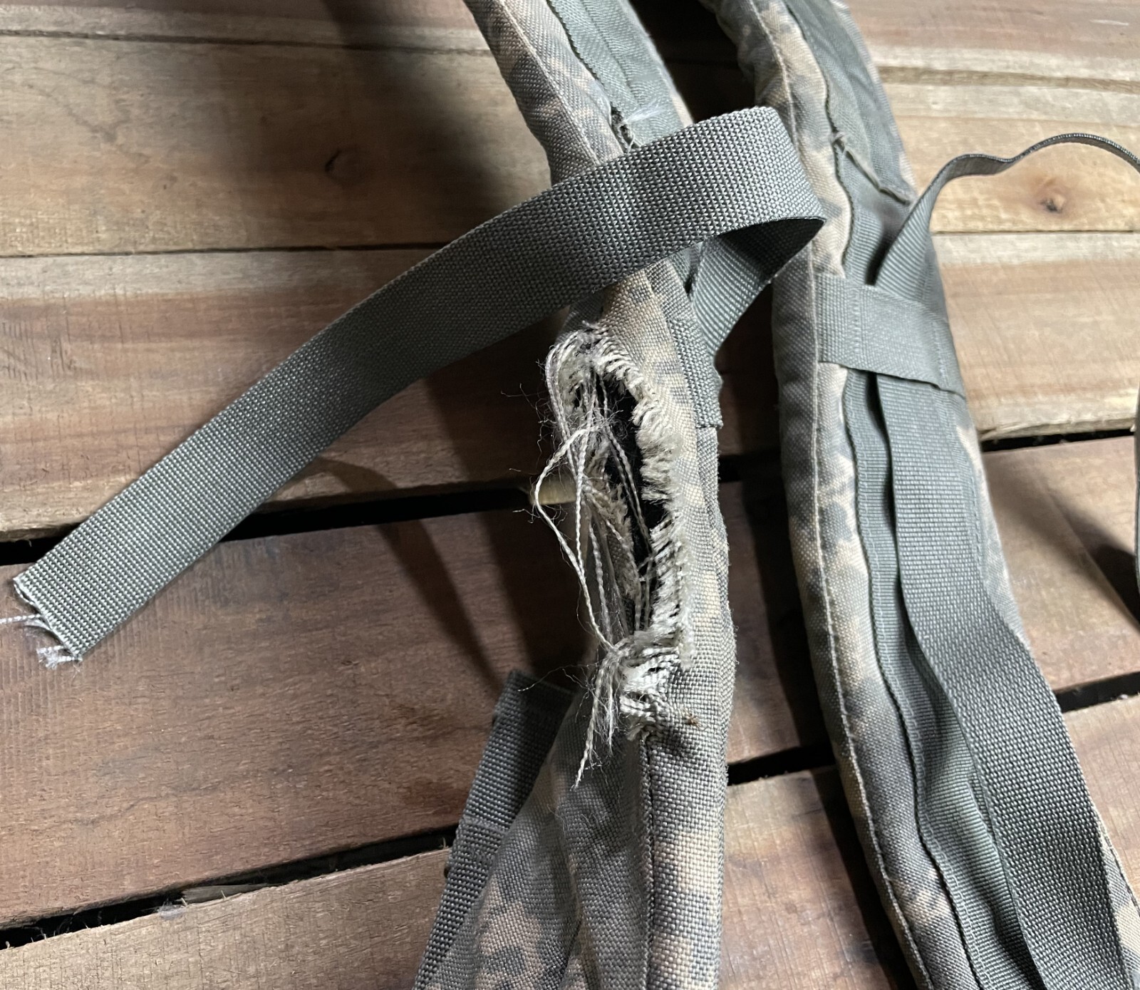 US MILITARY MOLLE ENHANCED FRAM ESHOULDER STRAPS ACU RIFLEMAN LARGE ...