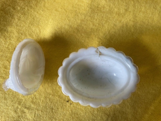 Miniature Hen Chicken On Nest W/ Eggs glass vintage kitsch | eBay Australia