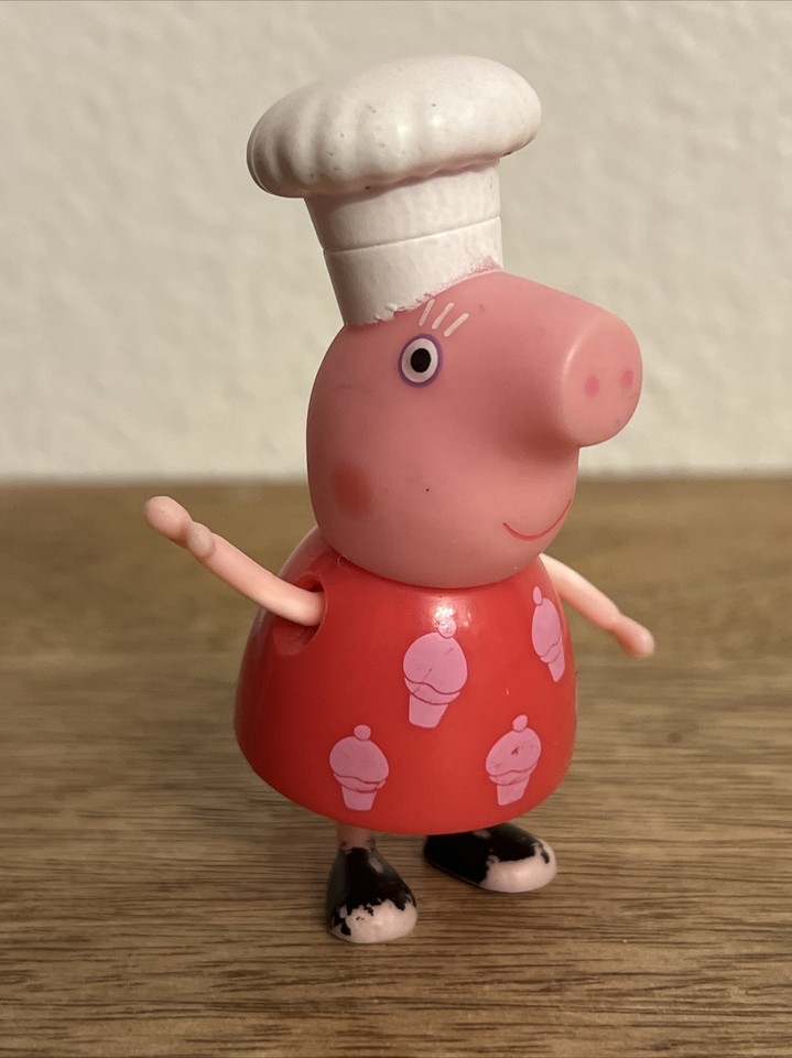 Peppa Pig Mummy Pig In Chef Hat 3” Action Figure Peppa Plastic Toy (PRE ...