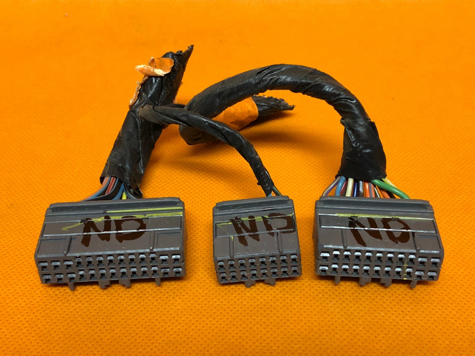 WIRING HARNESS PLUG CONNECTOR 97-98 Ford F-150 F150 GEM BCM BCU F75B ...