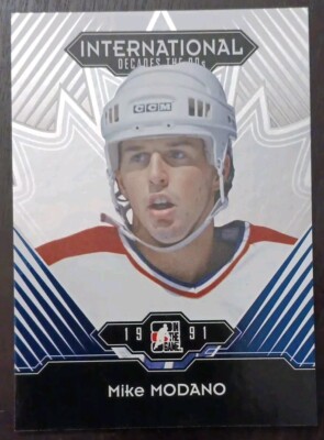 2013 - 2014 ITG Mike Modano Decades The 90's International #17 Hockey ...