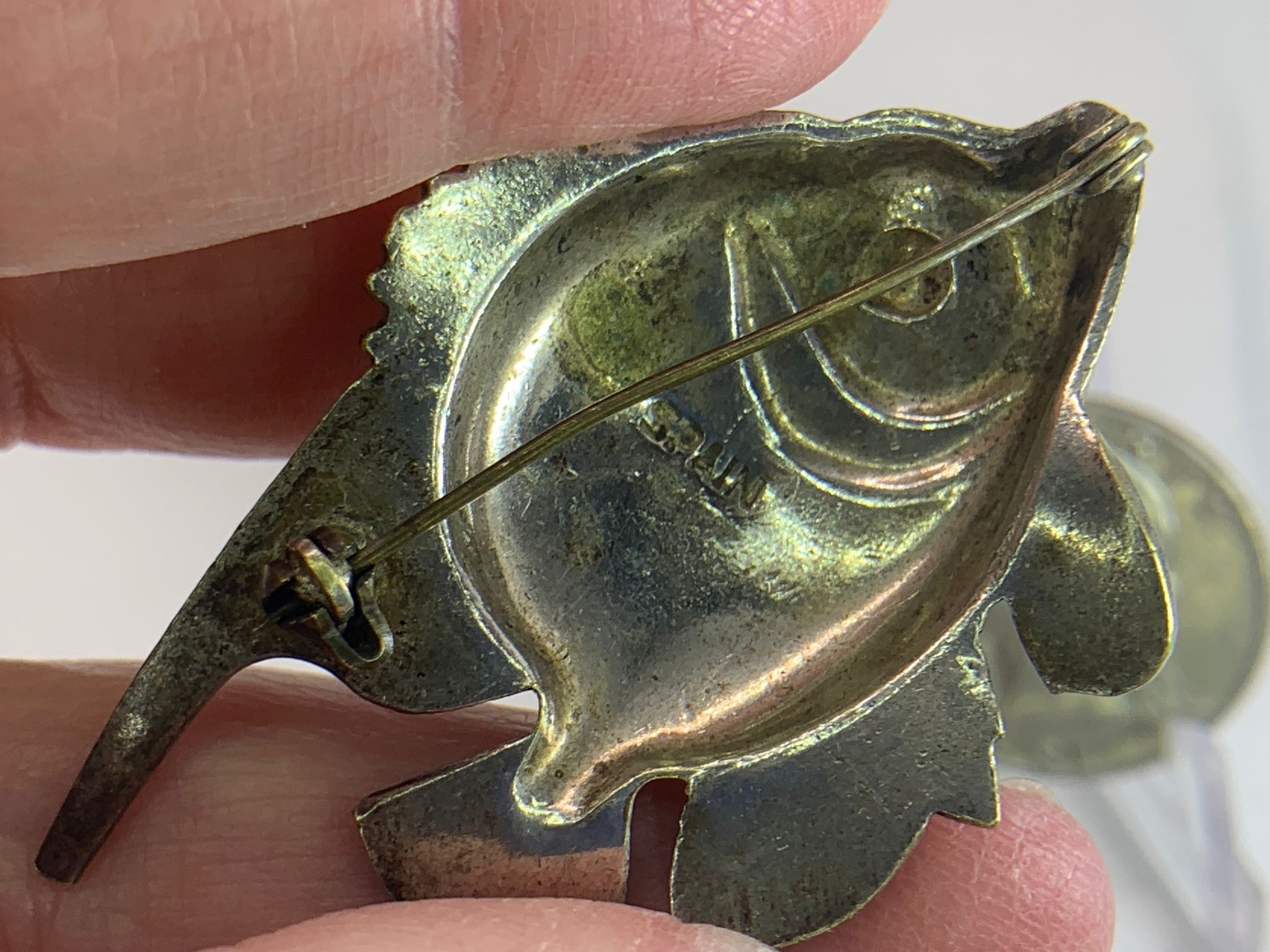 Fish DAMASCENE Engraved SPAIN Vintage Silver Brooch P… - Gem
