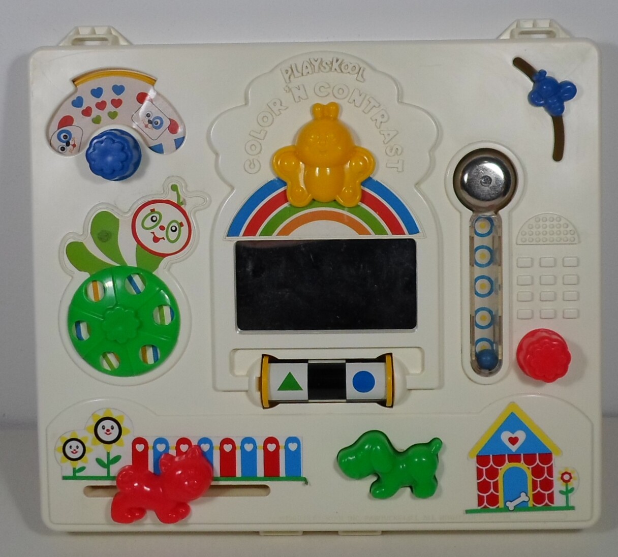 PLAYSKOOL VTG 1989 COLOR N CONTRAST BABY LEARNING BOARD BUSY BOX WORKS ...