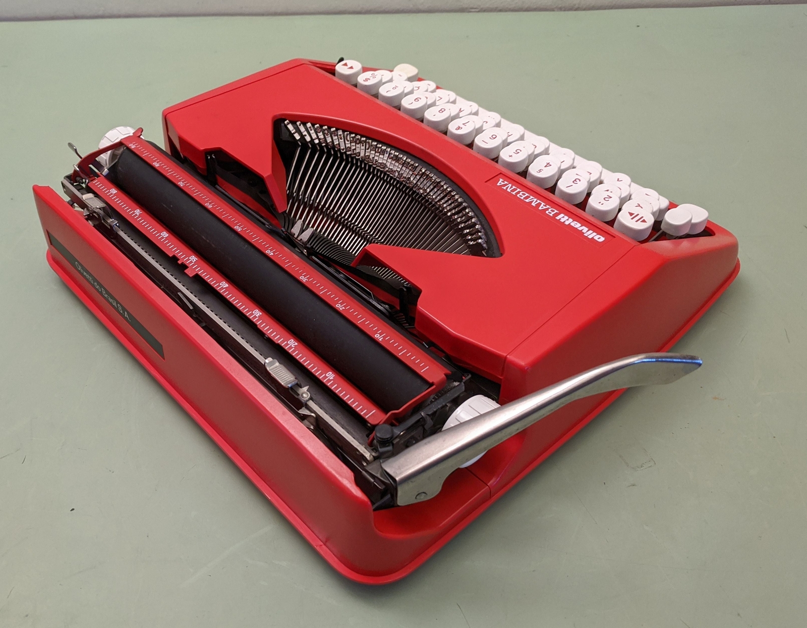 Olivetti Bambina Manual Portable Typewriter ready to type - Fire Engine ...