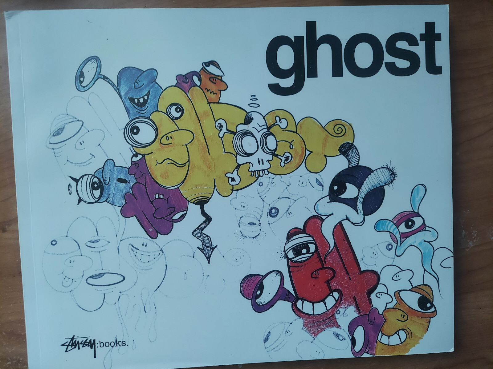 GHOST Graffiti Book Stussy RIS AOK Sento Sar Duel Cro Ven Ket Wanye ...
