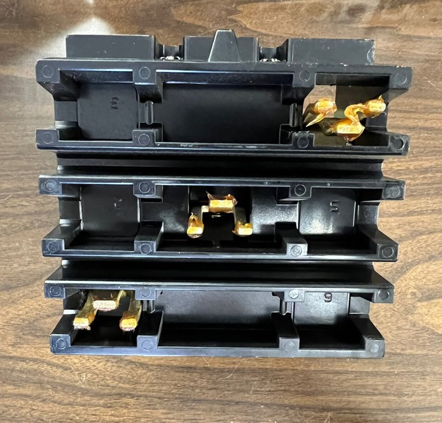 Square D FC34060 480V Main Breaker - Gray for sale online | eBay