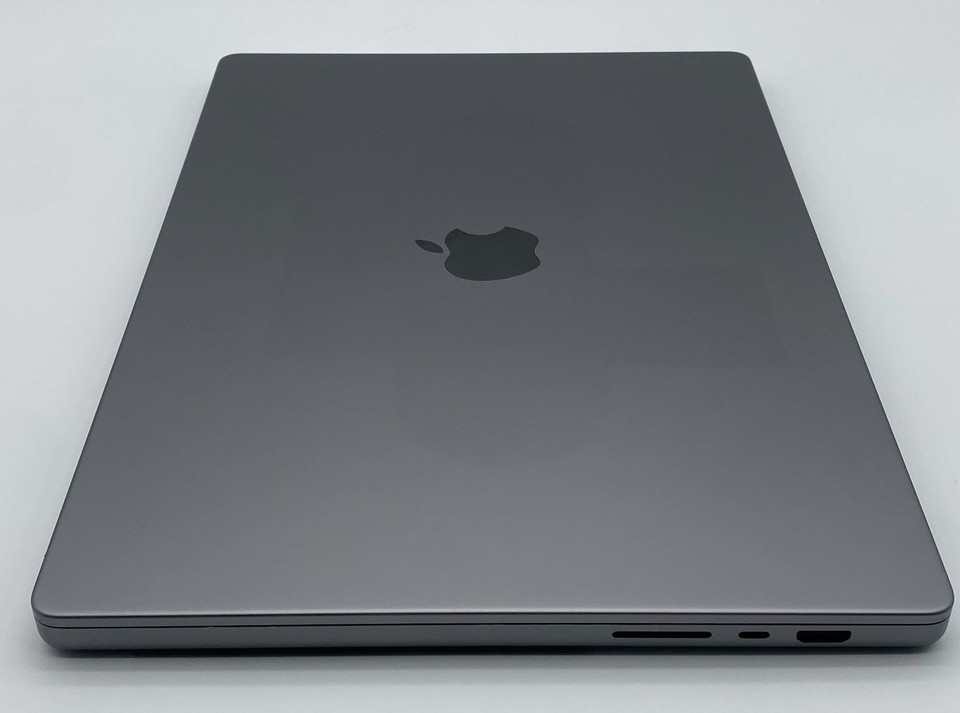 Apple MacBook Pro A2485 MK1E3LL/A 16" M1 Pro 2021 32GB 512GB SSD Space ...