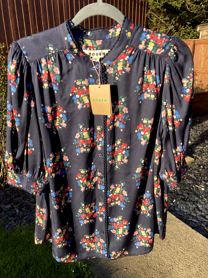 Boden Ara Short Sleeve Top size 8 French Navy Poppy Bouquet colour ...
