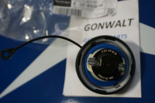 2214700605 Mercedes Benz OE Factory Genuine Fuel Gas Tank Cap SLK class ...