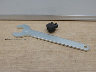 DeWALT 1/4" ROUTER COLLET + NUT & 17MM WRENCH DCW604 D26204K DW615 ...