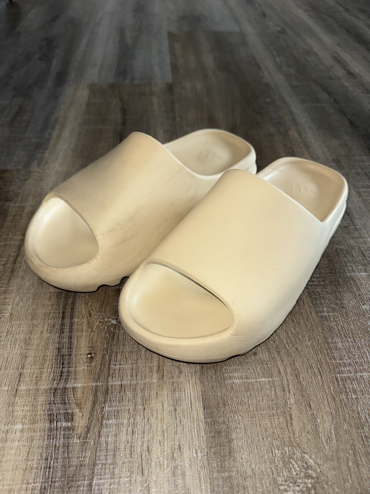 adidas Yeezy Slide Bone - Gem