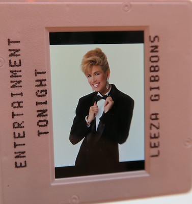 Leeza Gibbons ENTERTAINMENT TONIGHT Celebrity Apprentice WON ORIGINAL SLIDE 8 | eBay