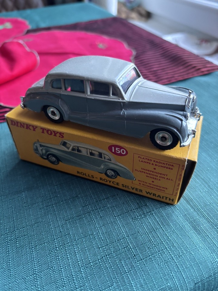 Dinky #150 Rolls Royce Silver Wraith, lovely condition, nmint with ...