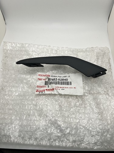 *NEW* OEM Toyota Genuine Corolla Driver Side Fog Light Cover Part ...