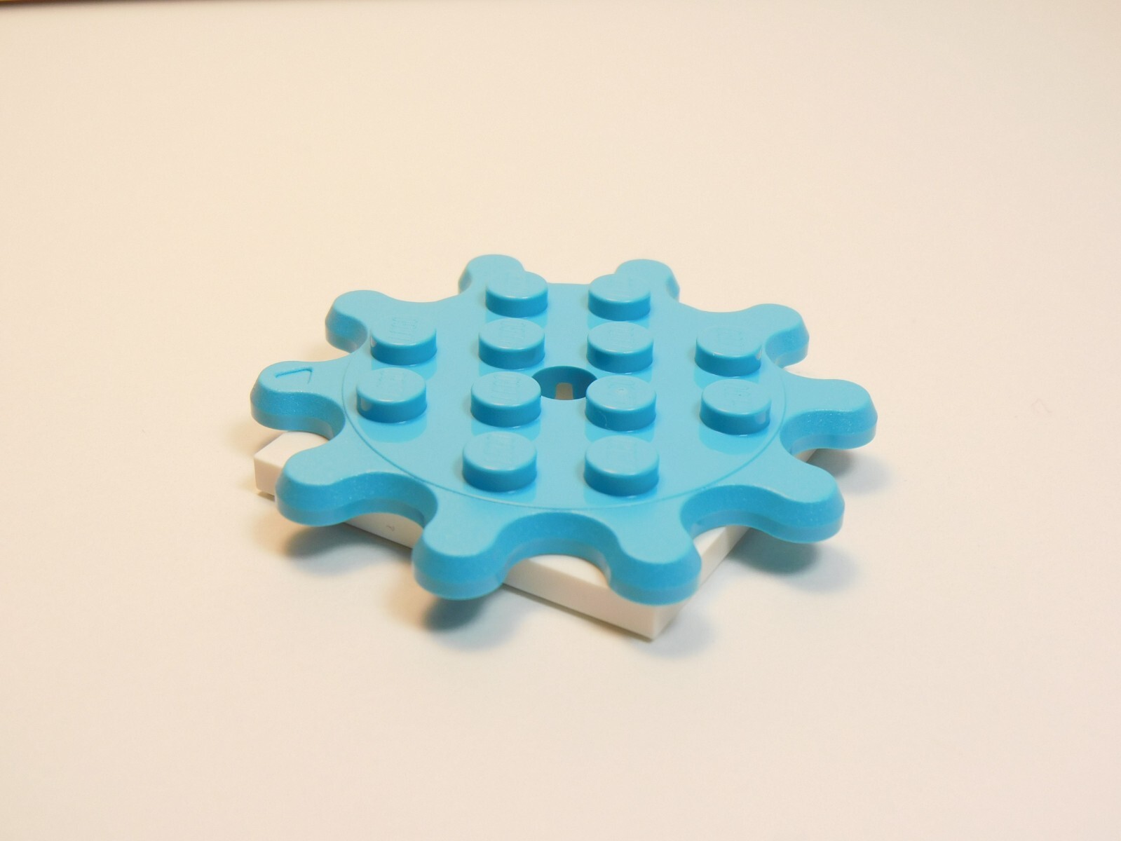 LEGO Azure Blue Gear Wheel w/ Rotating Base C3 | eBay