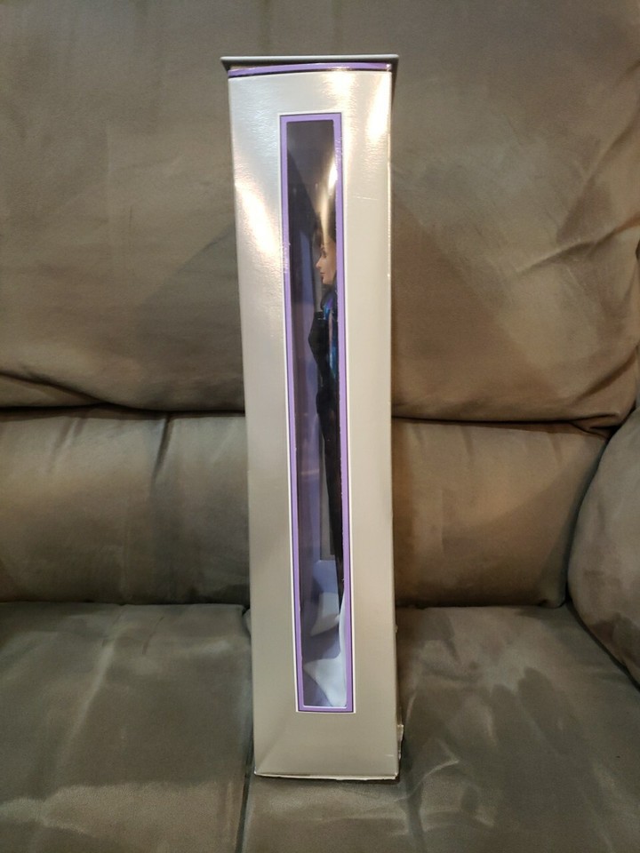 Audrey Hepburn as Holly Golightly- Breakfast at Tiffany's 1998 Mattel ...