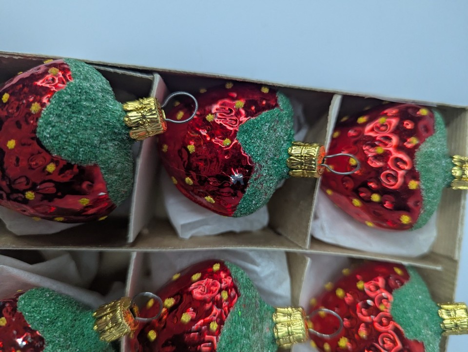 12 Vintage CZECH Blown Glass STRAWBERRY Mica Christmas Ornaments Orig ...