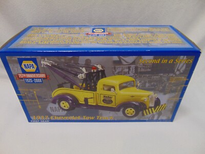 First Gear 1937 Chevy Tow Truck Napa 75th Anniversary yellow FG 1937 19 ...