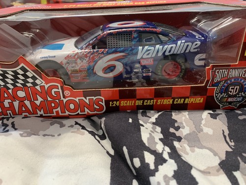 1998 Racing Champions NASCAR Mark Martin Valvoline Cummins Ford Taurus ...