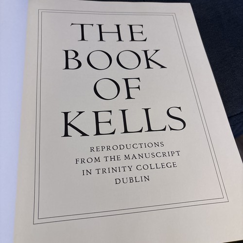*VINTAGE* The Book of Kells, Henry, w/Slipcase, 1974 First American Ed ...
