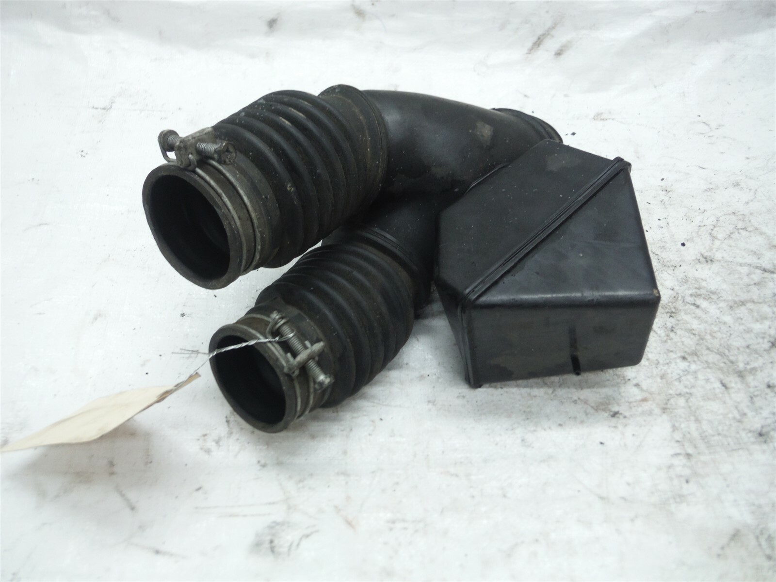 1999 LEXUS RX300 AIR INTAKE FILTER CLEANER BREATHER BOX HOUSING OEM ...