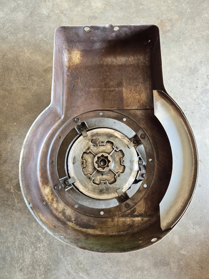 Briggs & Stratton Blower Housing, Recoil, 8hp Horizontal Flathead ...