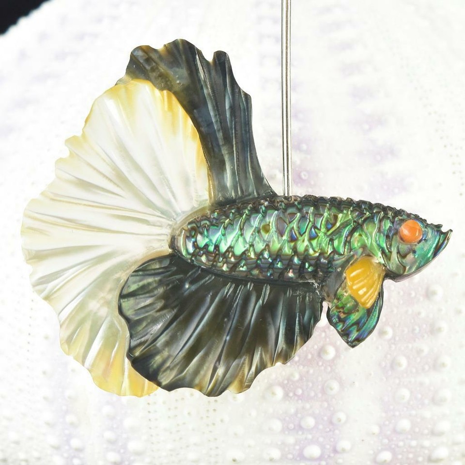 Siamese Betta Fighting Fish Iridescent Multicolor Shell Carving 4.57 g ...