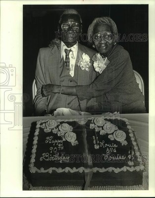 1985 Press Photo Louis Poole and Louise Parrott, Twins at 90th Birthday ...