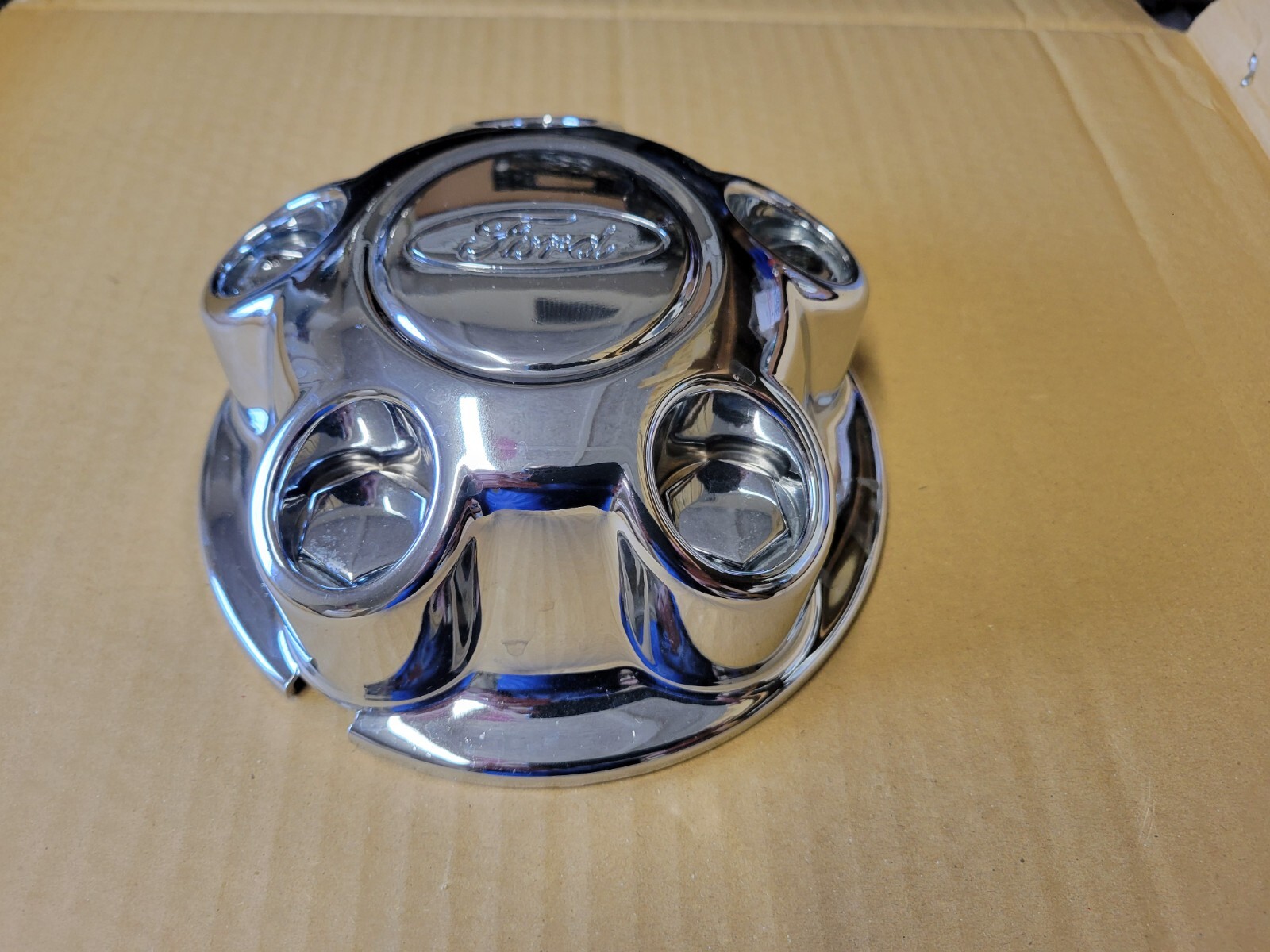 FORD RANGER CHROME CENTER (1) USED OEM GREAT SHAPE FITS EXPLORER P# ...