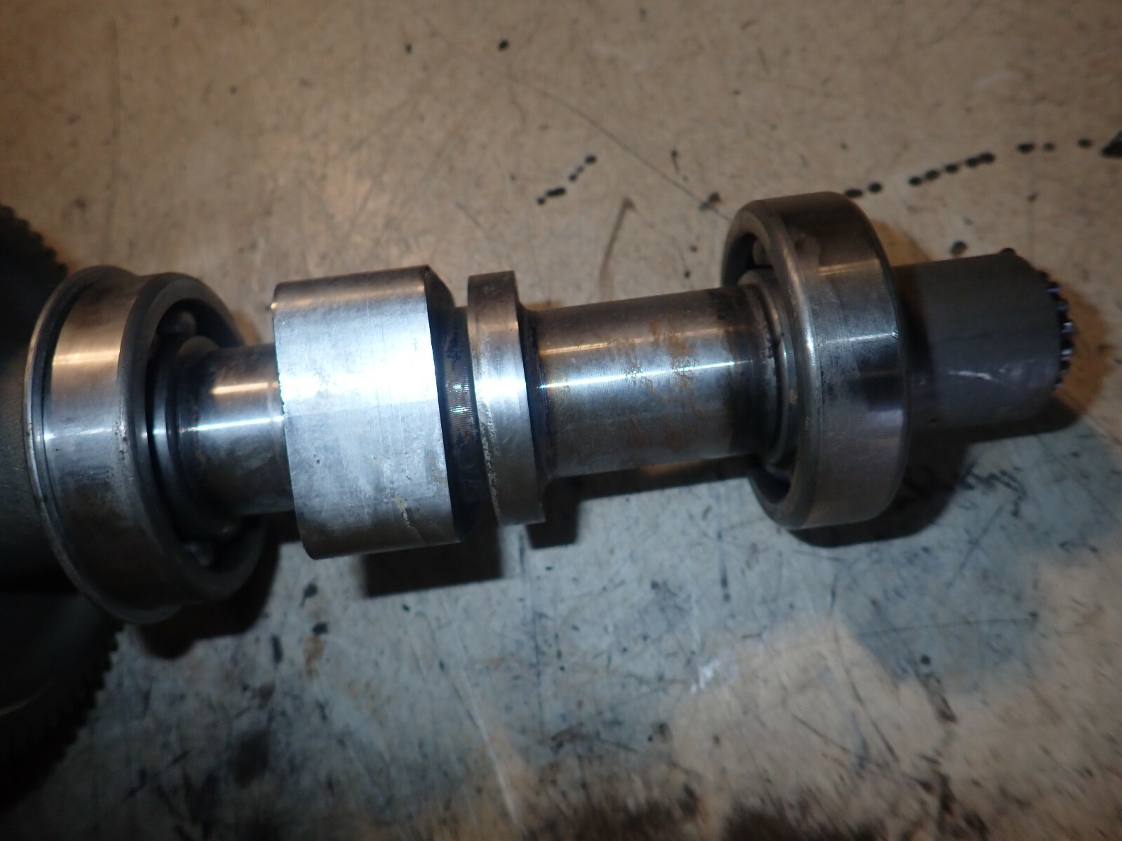 Kubota V2403 CR-EF07 Diesel Engine Fuel Camshaft Tractor L4701 MX5800 ...