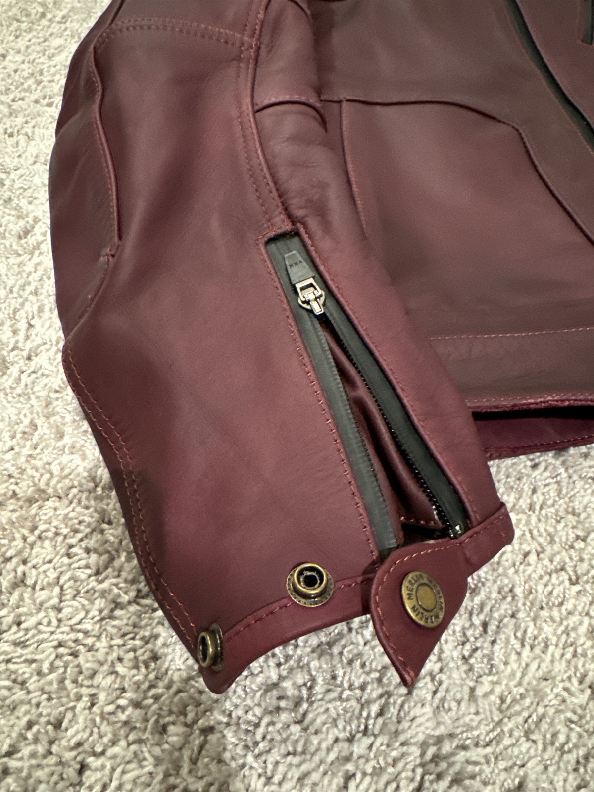 Merlin Gable WP Jacket Oxblood Medium Size 40 - Gem