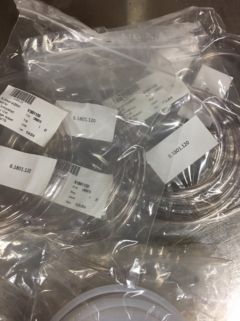 METROHM 814 USB SAMPLE PROCESSOR (2T/2P) 2.814.0110 & 24 SLOT TRAY 6. ...