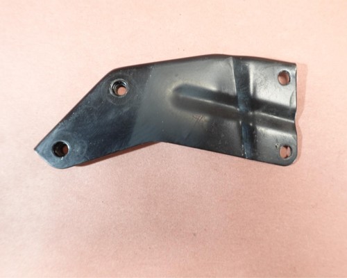 2004-2006 Yamaha YZF R1 Engine Motor Right Mount Bracket | eBay