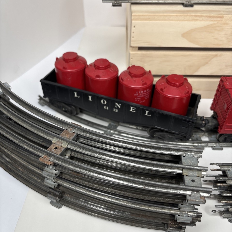 Lionel 027 Vintage Locomotive 2034 & Lot Of 4 Cars w/ Tracks & Switch ...
