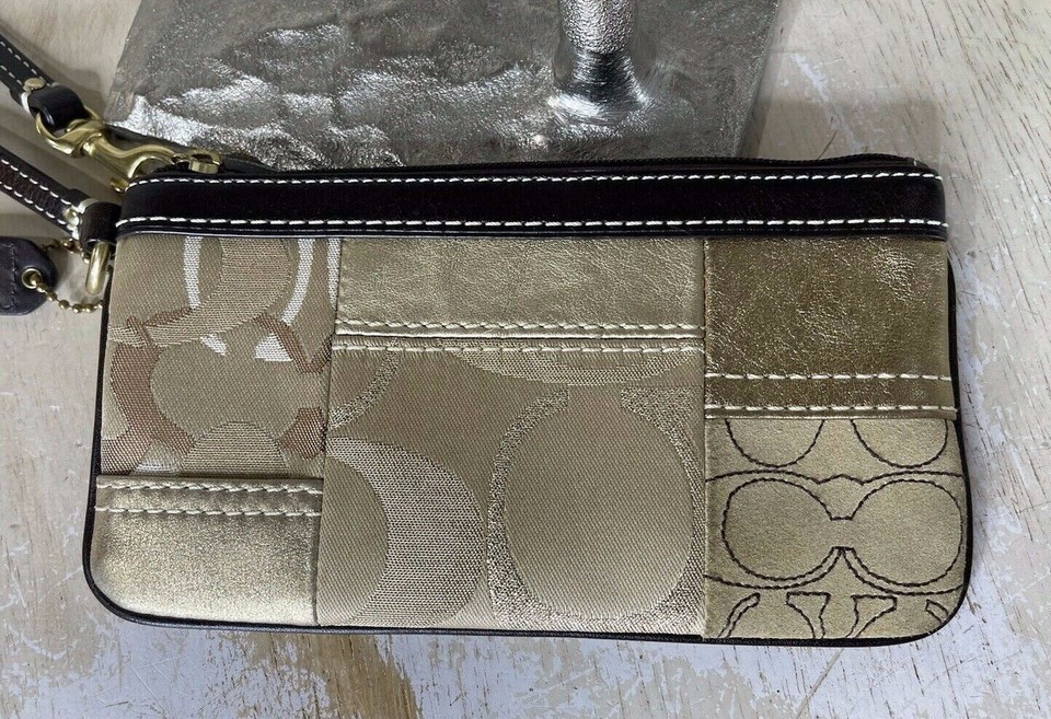 COACH Novelty Patchwork Wristlet Clutch Wallet Pouch Brass Gold Brown ...
