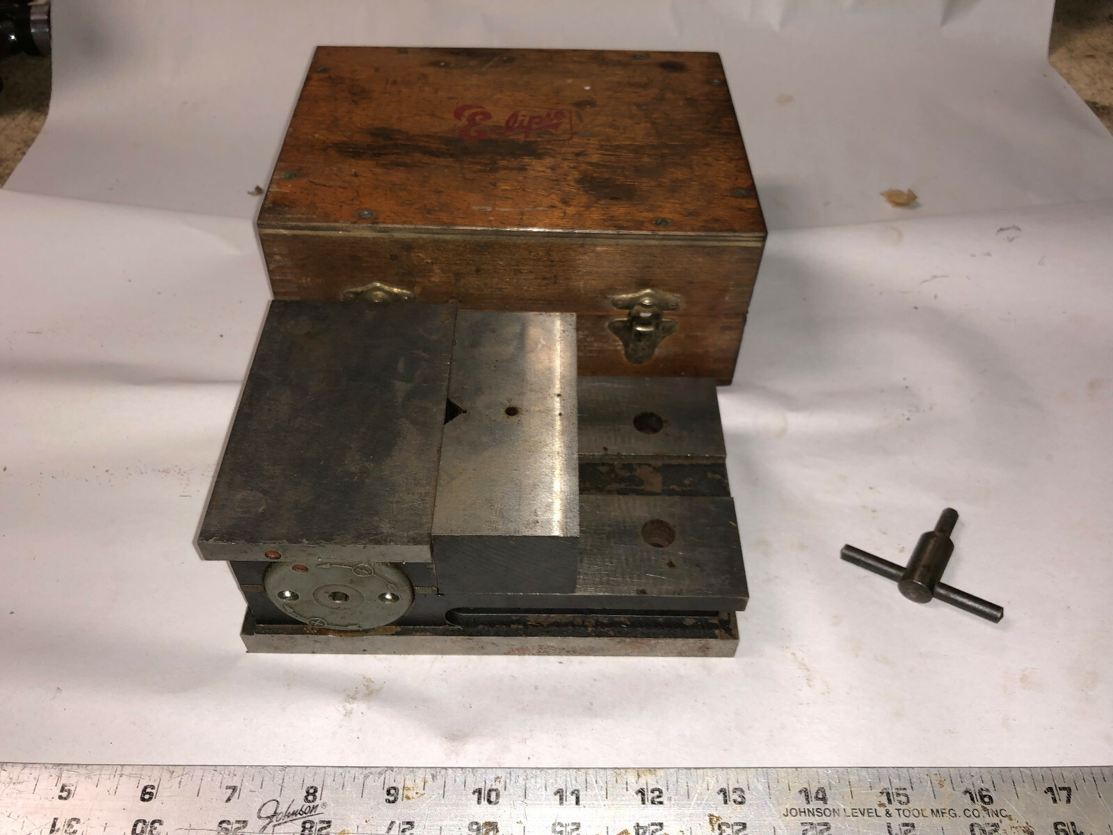 MACHINIST DrP TOOLS LATHE MILL Unusual Eclipse 4" Magnetic Vise in Wood ...