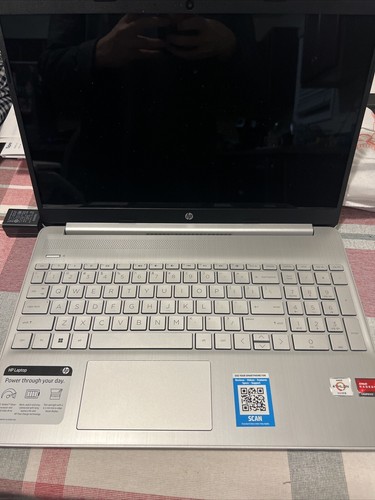 HP 15-EF1082NR 15.6" (256GB SSD, AMD Ryzen 3 3250U, 2.6GHz, 8GB RAM ...