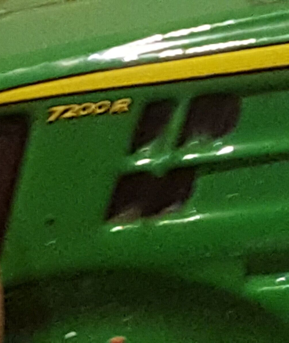 Lot 4 -ERTL JOHN DEERE TRACTORS, 4" 4WD W/TRIPLES 9420, 3" 7299R,3 ...