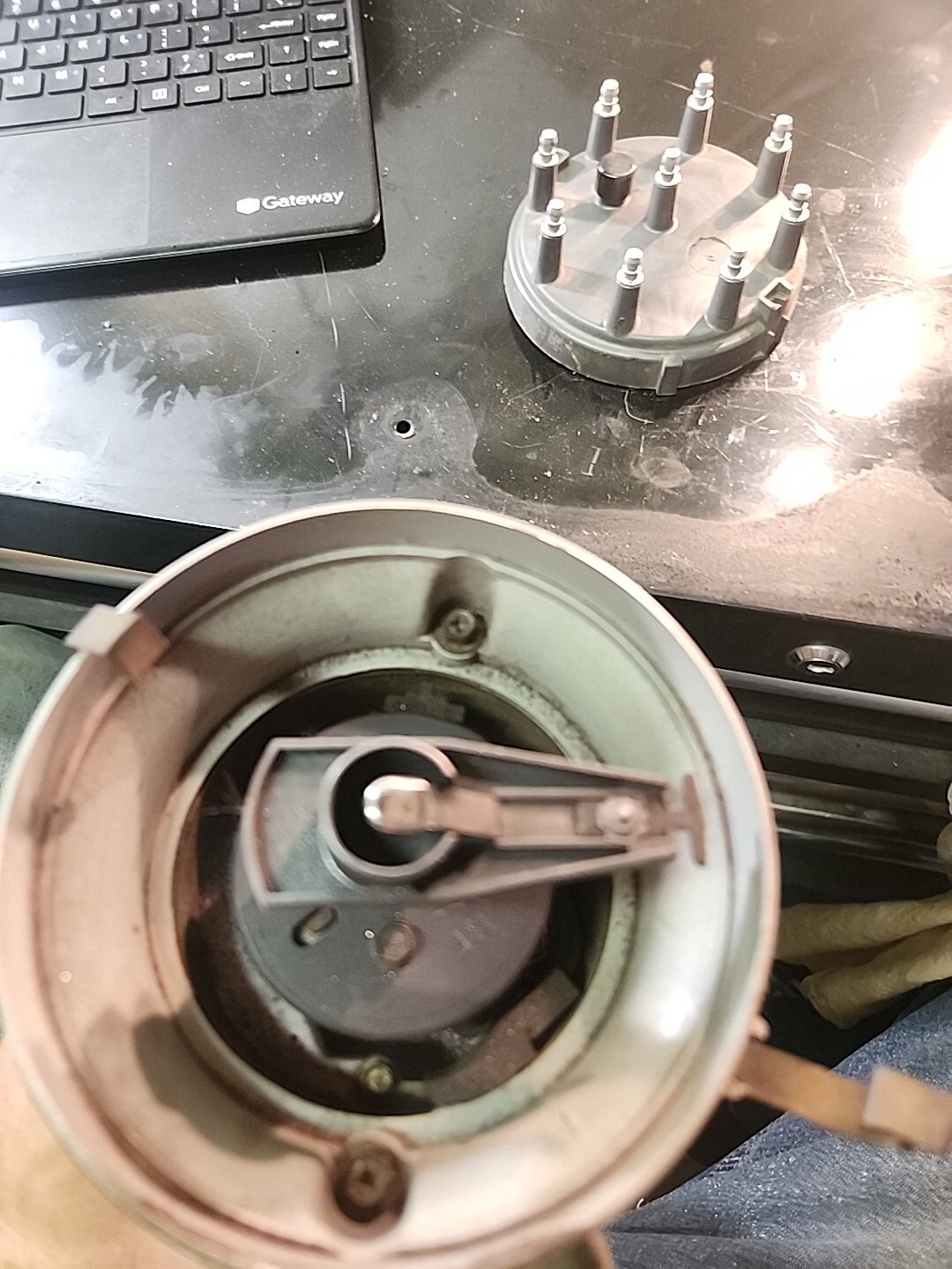 Ford Truck 351 Windsor V8 OEM E4te-12131-ca Distributor Cap 1988 351ci ...