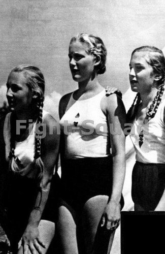 WW2 Picture Photo BDM Young women Bund Deutscher Mädel League German ...