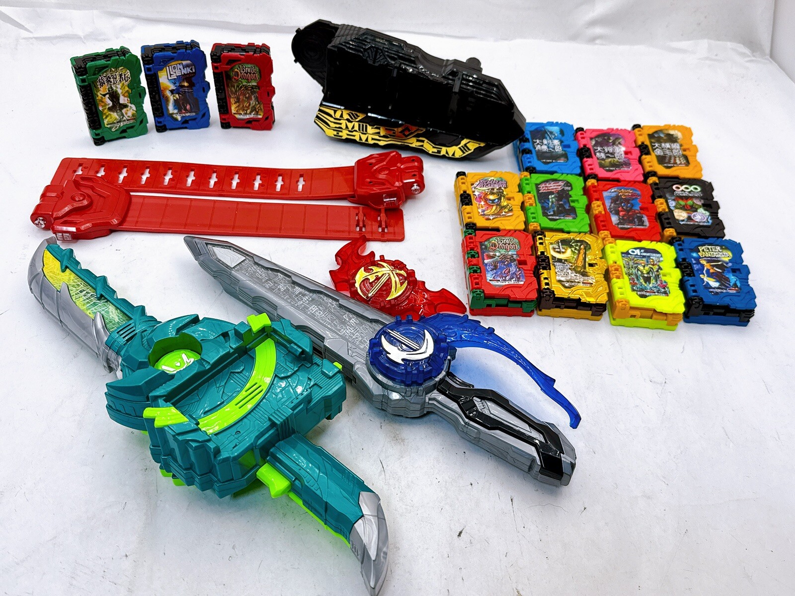 Bandai Kamen Rider Saber DX Seiken Swordriver Kaenken Rekka Ninja Set ...