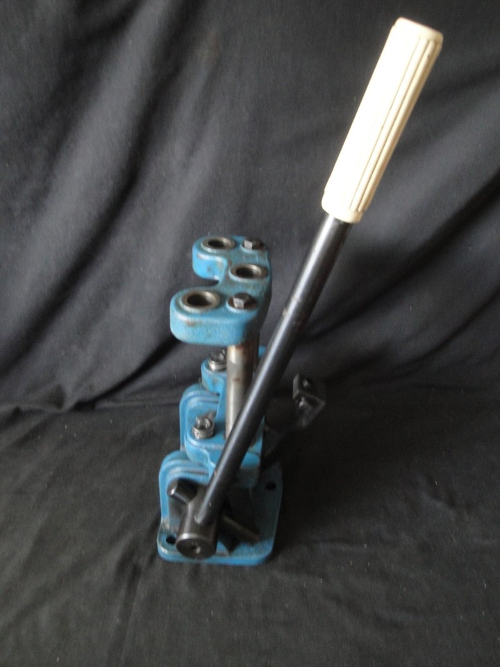 Vintage Bair T-600 Brown Bair 3 Station Reloading Press ~ HEAVY | eBay