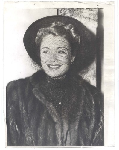 Constance Bennett 1940 Reno Candid 8x10 Original Fur Coat | eBay